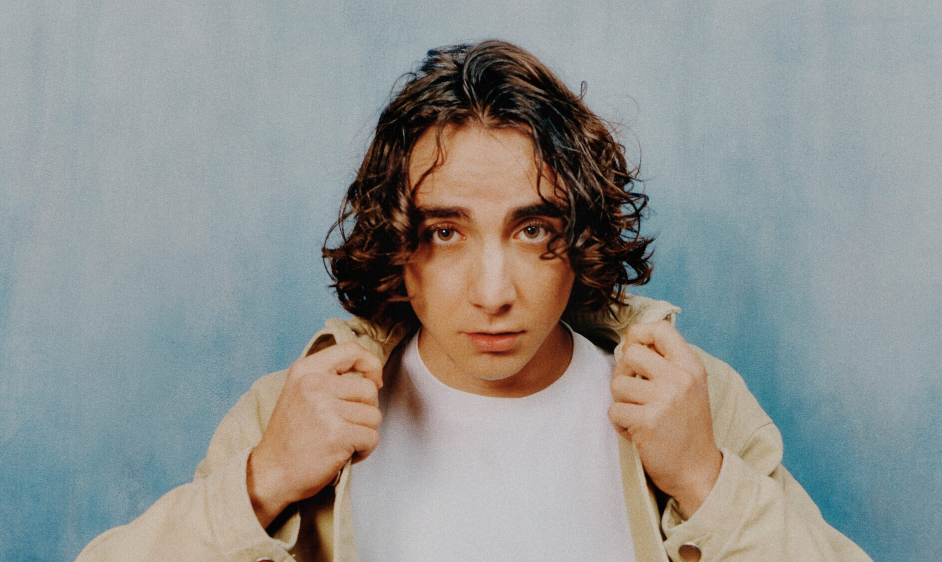 Louis Memmi, double jeu