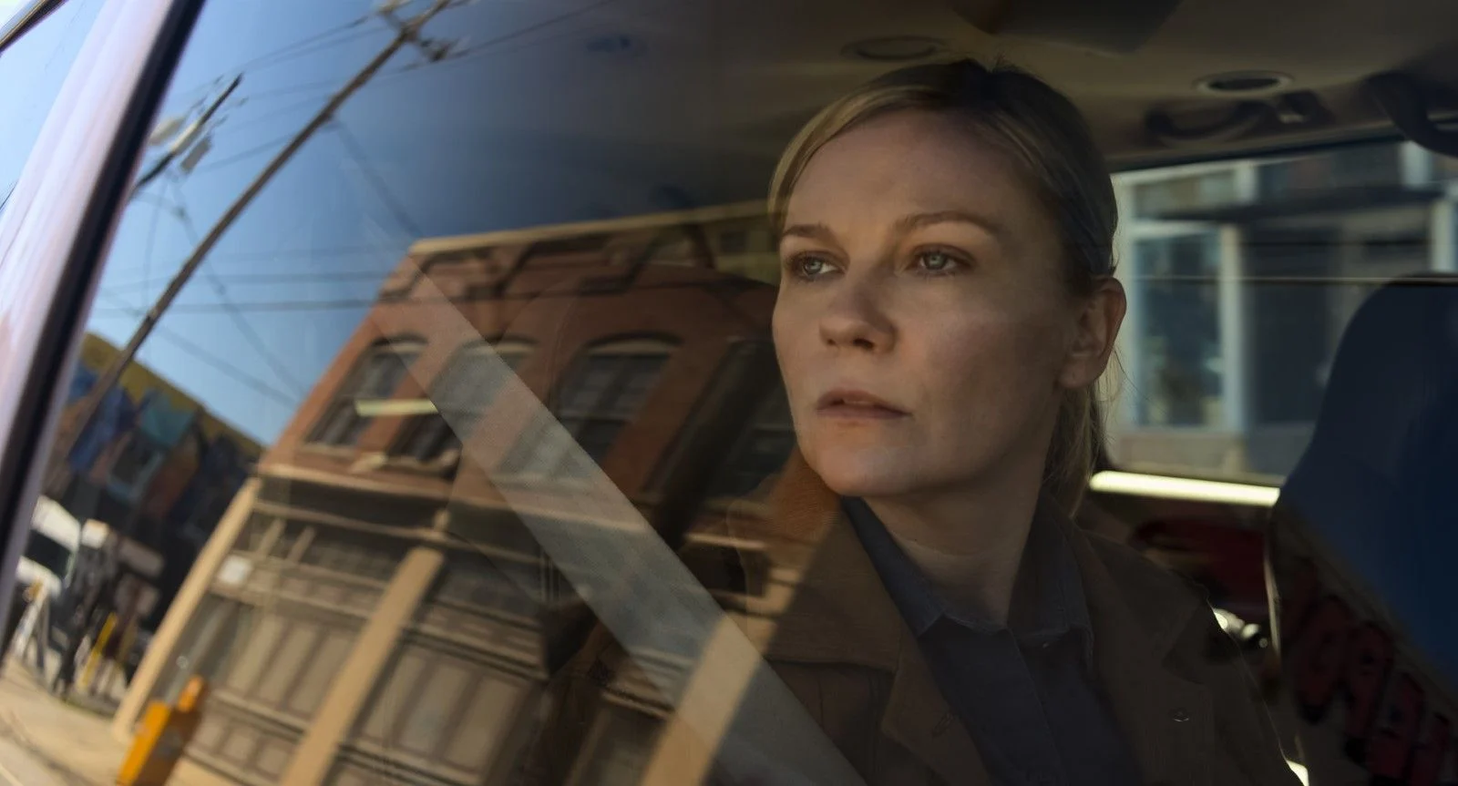 Kirsten Dunst, à l’affiche du premier long-métrage de la scénariste ...